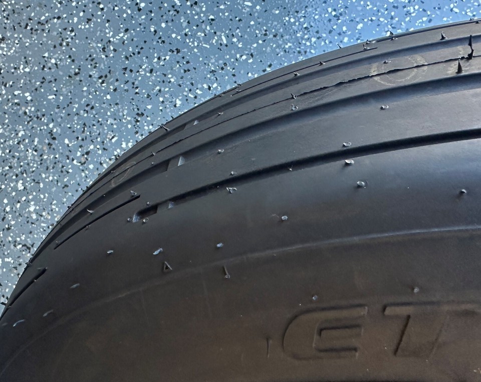 Weld Racing 18x6 Alumastar Front Runners w/ 28x6x18 Mickey Thompson ET ...