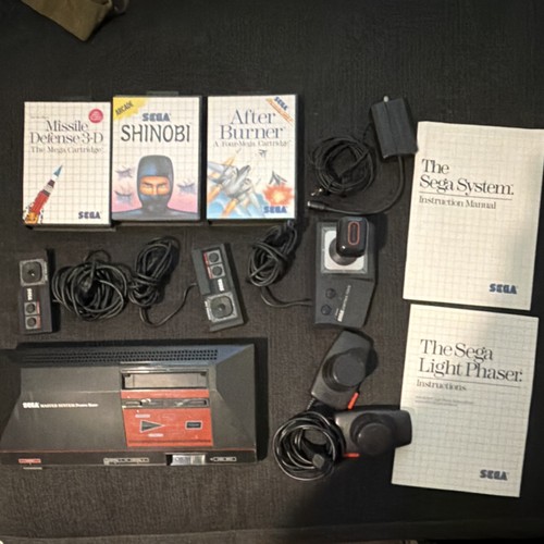 SEGA Master System Power Base Console with 2 Controllers & Light Phaser ...