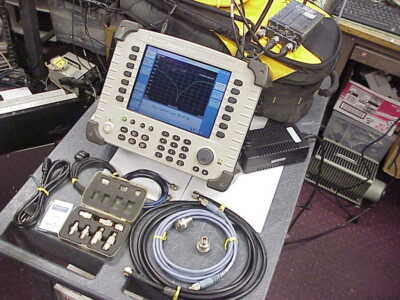 Cellular Test Equipment - Cable Antenna Spectrum Analyzer