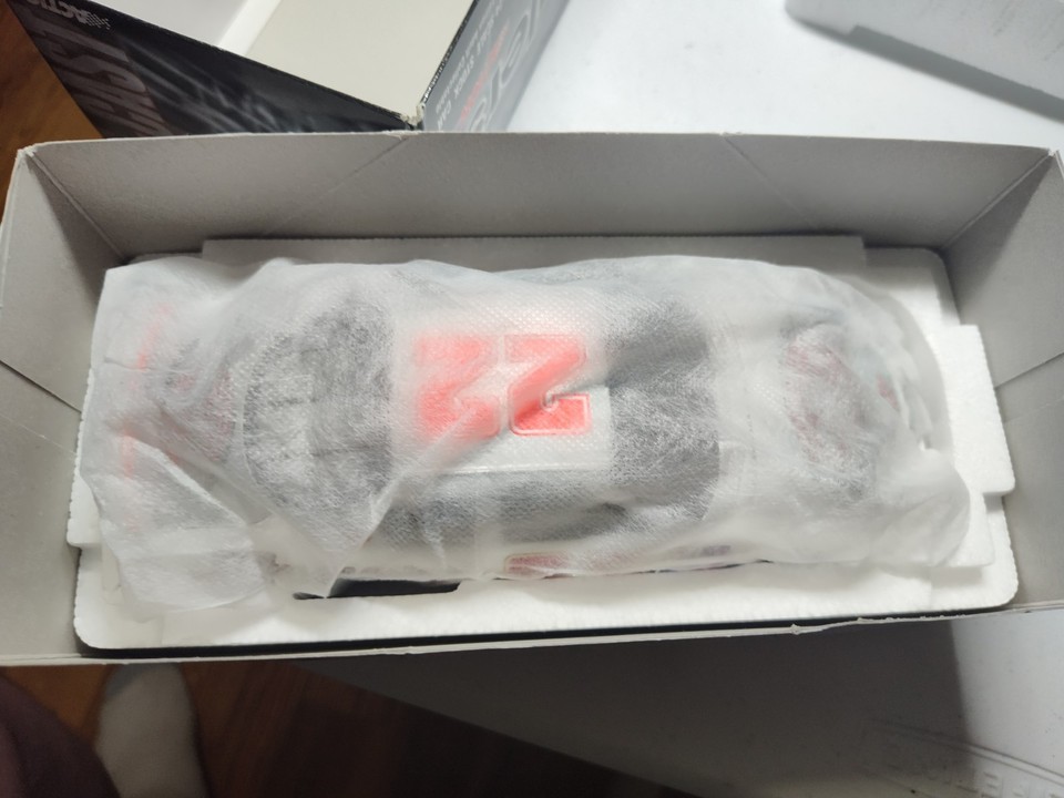 BOBBY ALLISON #22 The Victory Lap / 1983 WINSTON CUP CHAMPION 1/24 ...