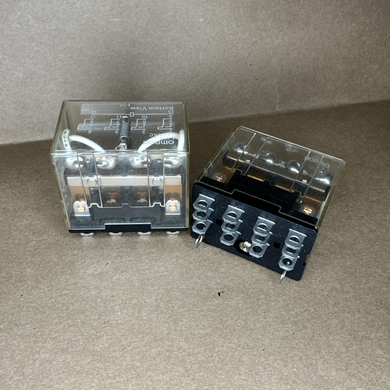 Omron LY4 IEC255 Relay 120V 10A **LOT OF 2** | eBay