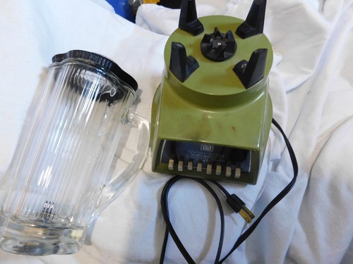VTG Waring CC8A Blender, Avocado Green Made in USA Model 11-86 Works ...