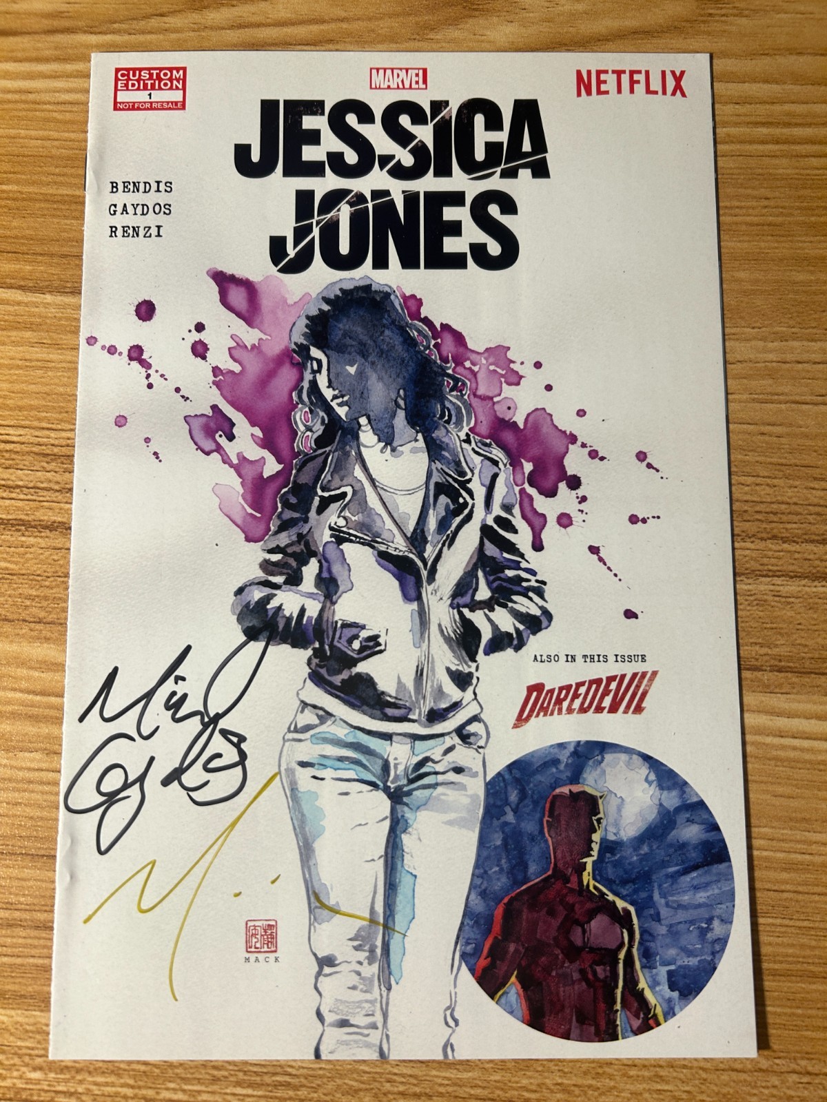 Jessica Jones #1 Netflix Promo Custom Edition (Marvel, 2015) Signed ...