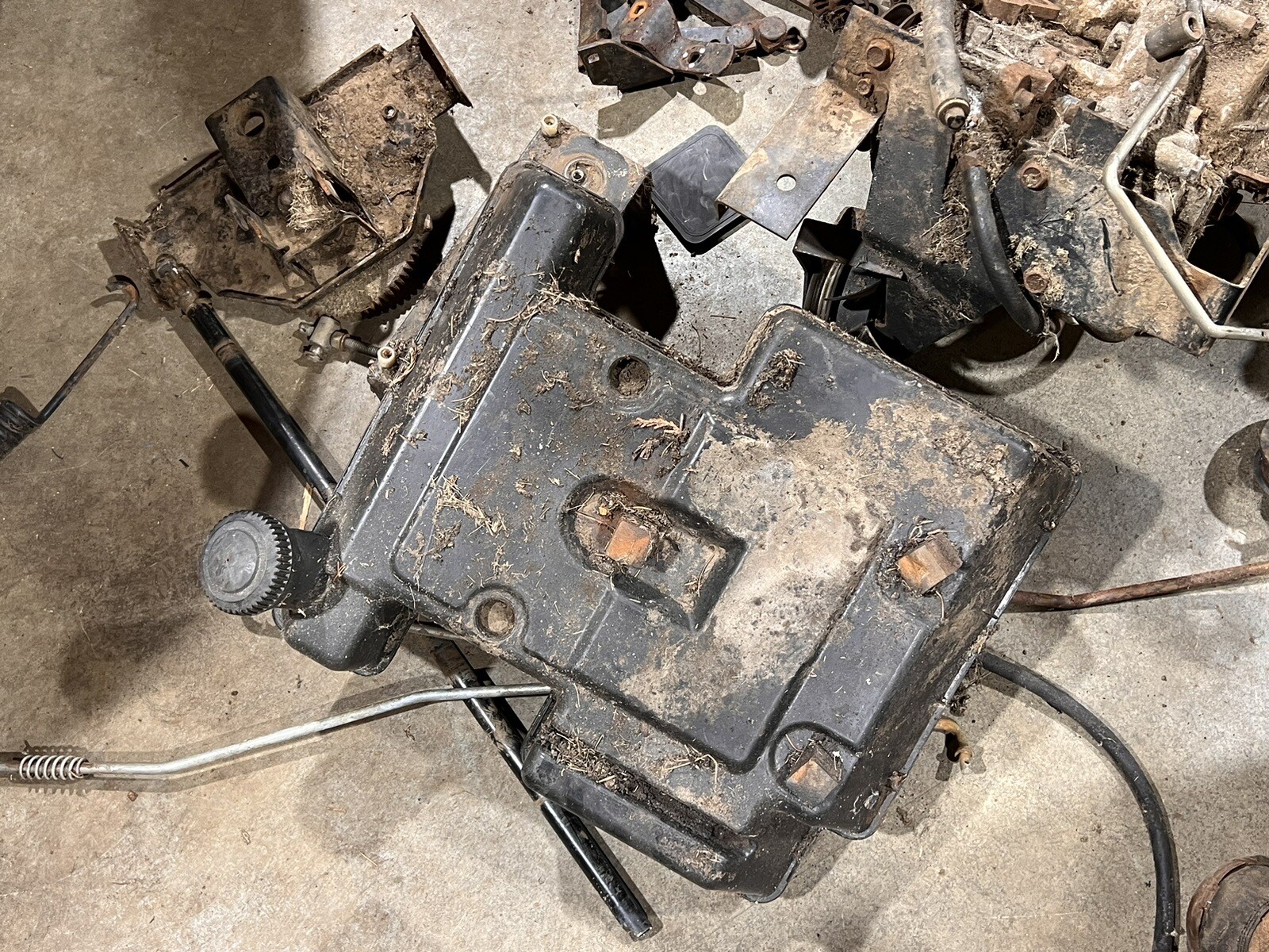 Craftsman GT6000 Garden Tractor Rear Wheels Transaxle Lawn Mower Parts ...