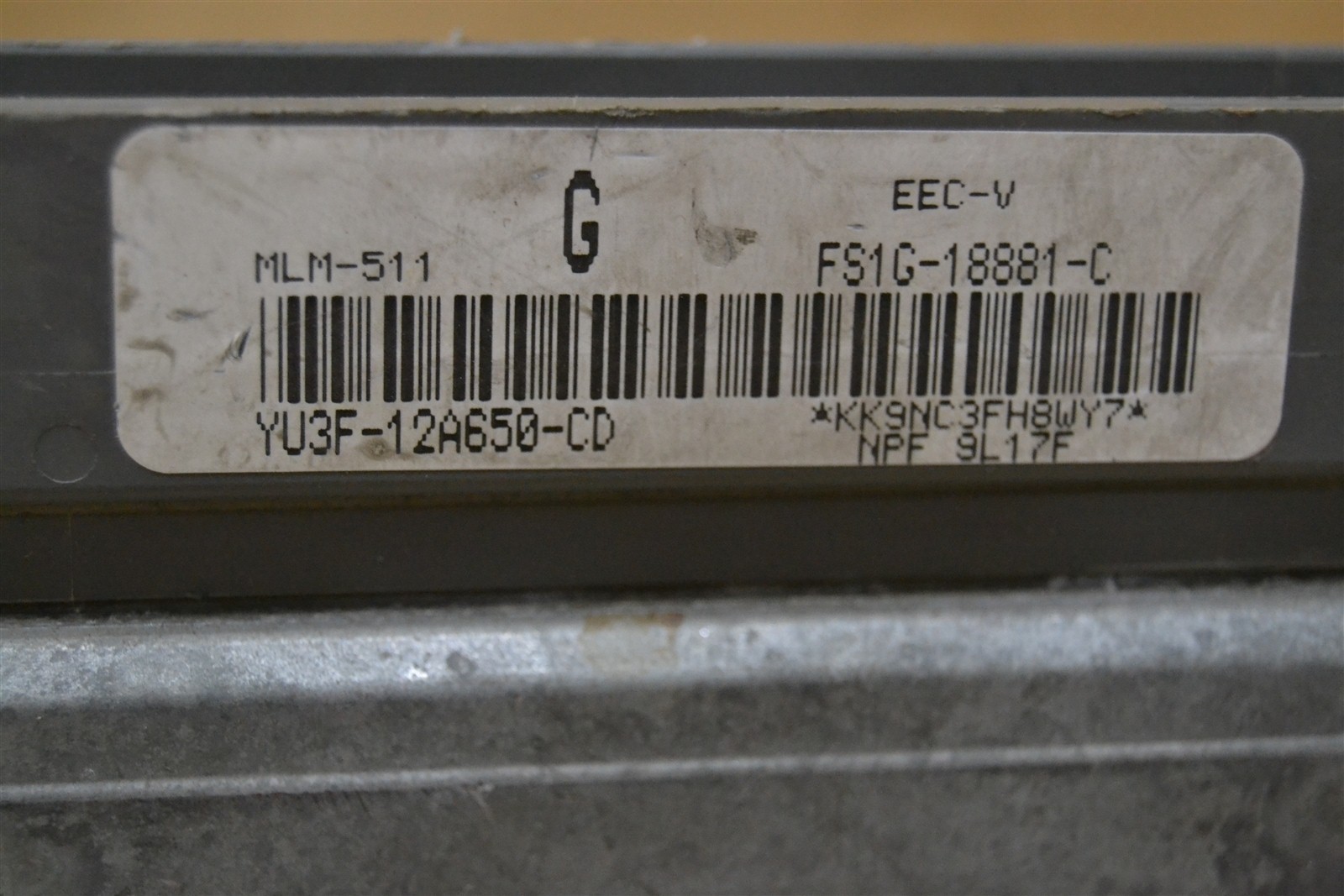 FS1G18881C Mazda 626 MT 2.0L 2000 Engine Control Unit ECU Module 04 6A1 ...