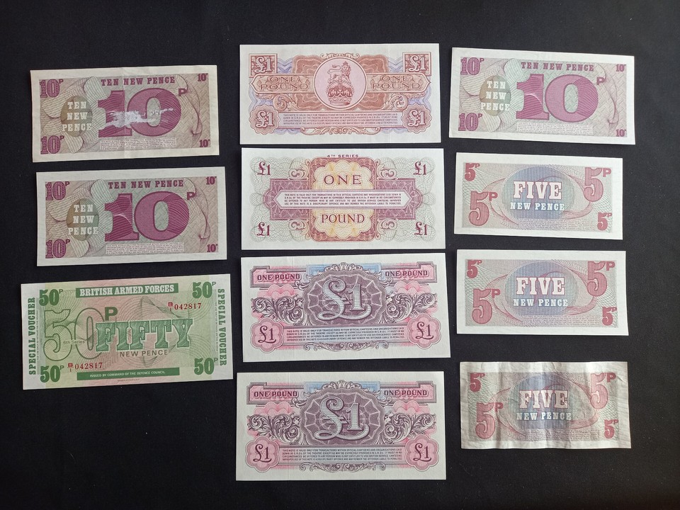BRITISH ARMED FORCES 4x 5 + 2x 10 + 50 PENCE + 4x 1 POUND Banknotes ...
