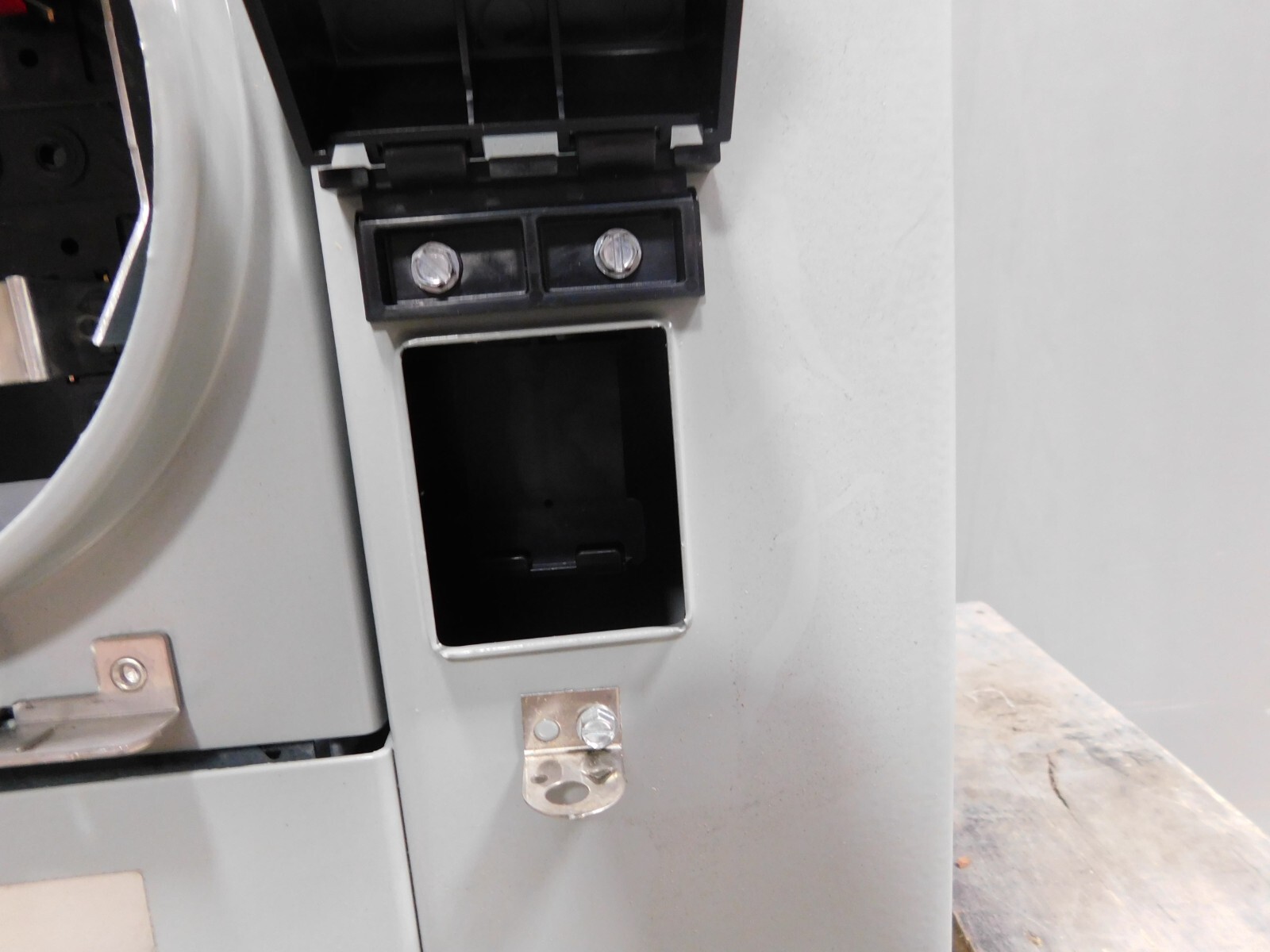 Eaton 4-Gang Meter Pak Stack 800 Amp Main 125A Branch Ringless Socket ...