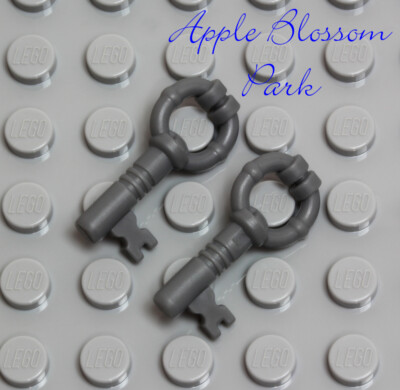 NEW Lego Minifig Lot/2 Dark GRAY KEYS Pirate Castle Treasure Chest Door ...