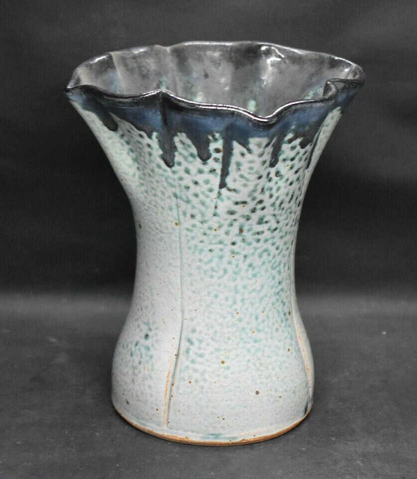 Blue Moon Pottery Indiana Carol Bell Green Studio Pottery Vase | eBay