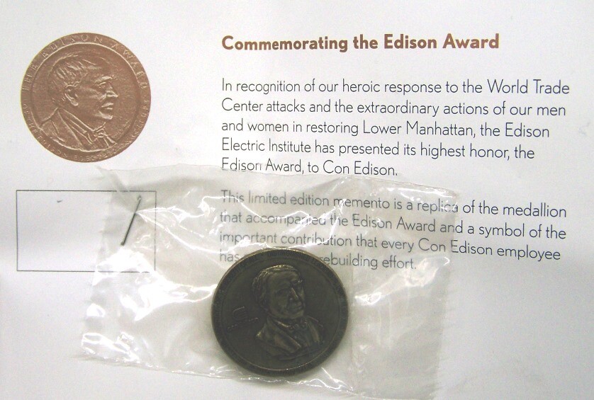 MEDALLION LIMITED EDITION COMMEMORATE CON EDISON AWARD 9-11 WORLD TRADE ...