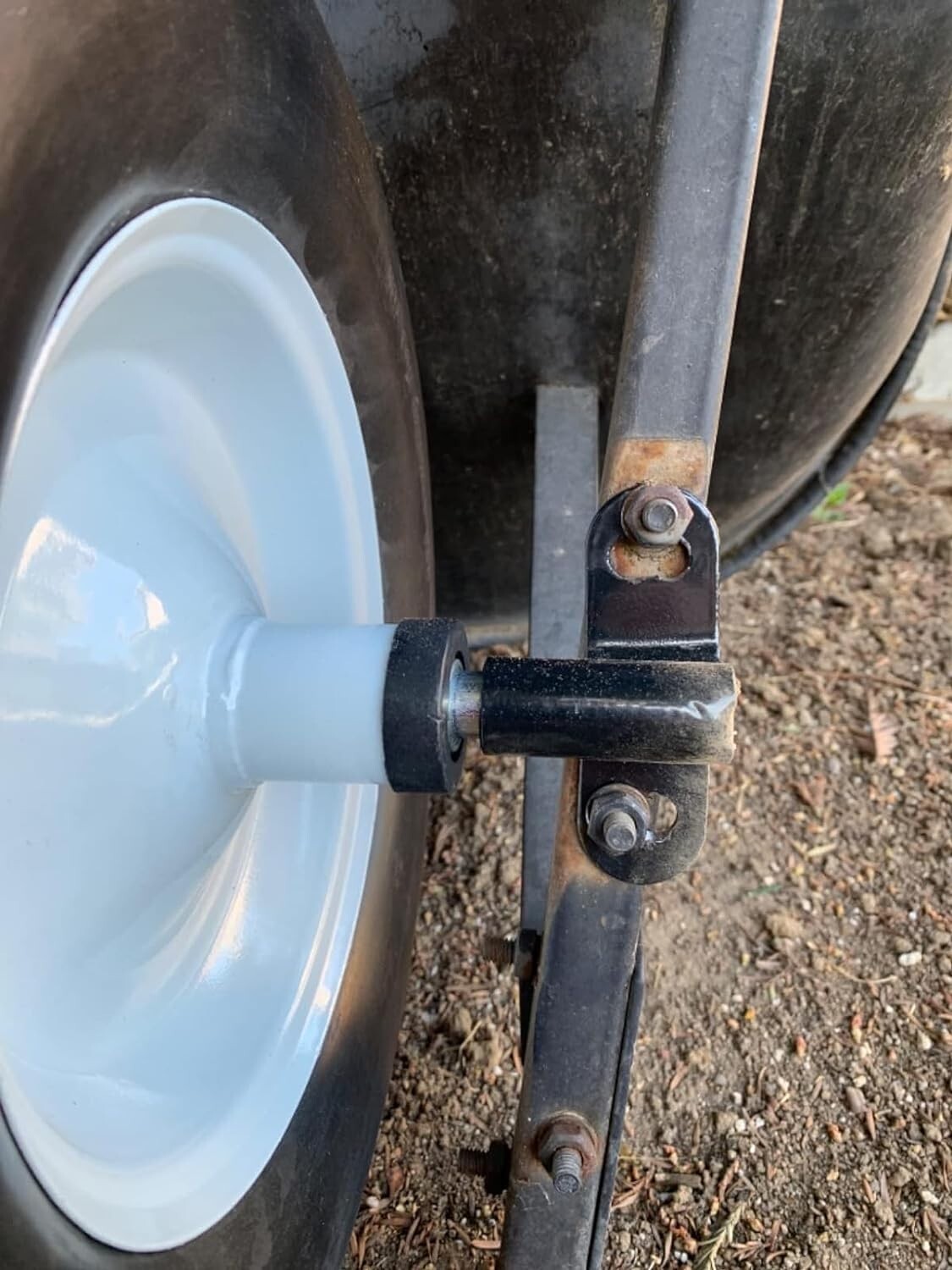 2506-89 - Axle & 2 Brackets - Heavy-Duty Steel Wheelbarrows | eBay