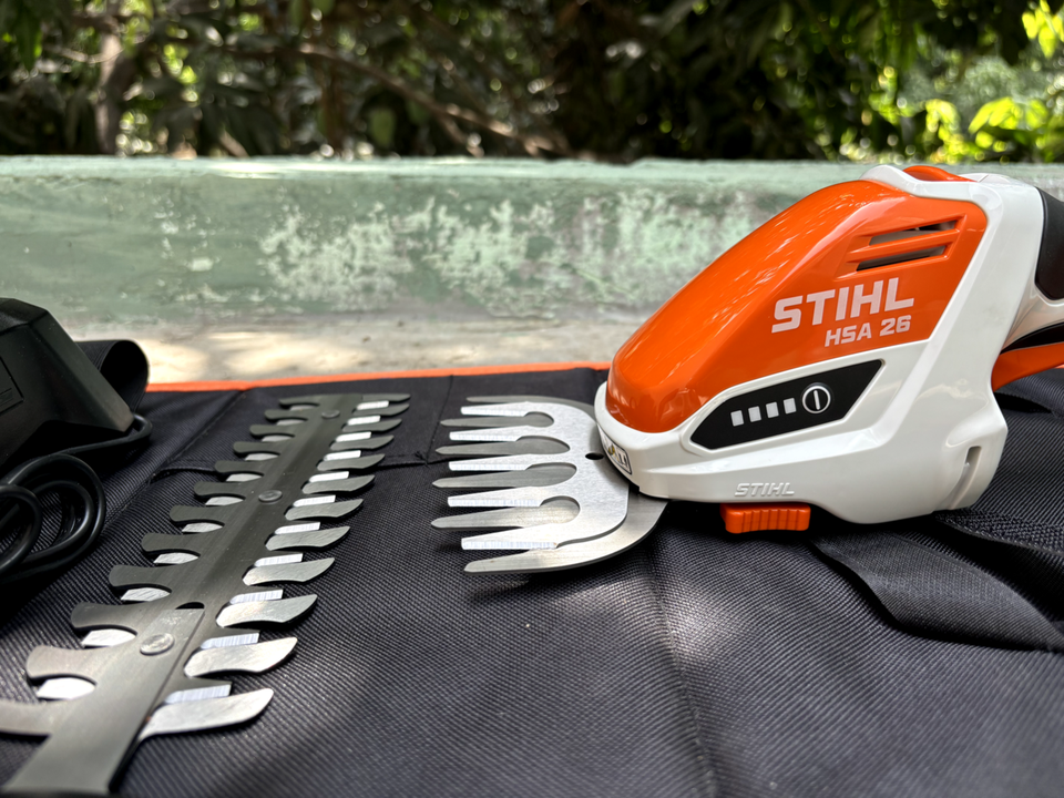 STIHL HSA 26 Cordless 2 in 1 Grass Shear&Hedge Trimmer AS2 Battery ...