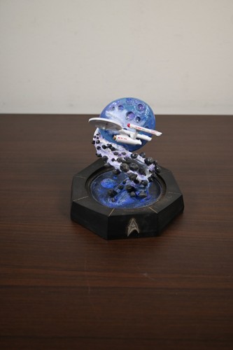 Franklin Mint: Star Trek USS Enterpirse Diorama / Sculpture Under Dome ...