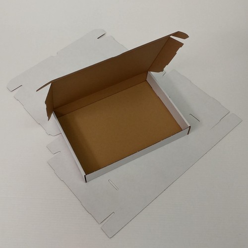 Maxibrief Karton weiss 350x250x50mm (innen: 330x242x45mm) | eBay