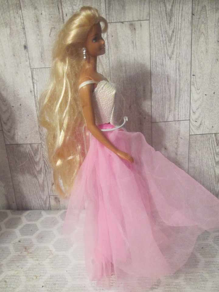 Vintage Mattel 1995 Sparkle Beach Barbie Doll - | eBay