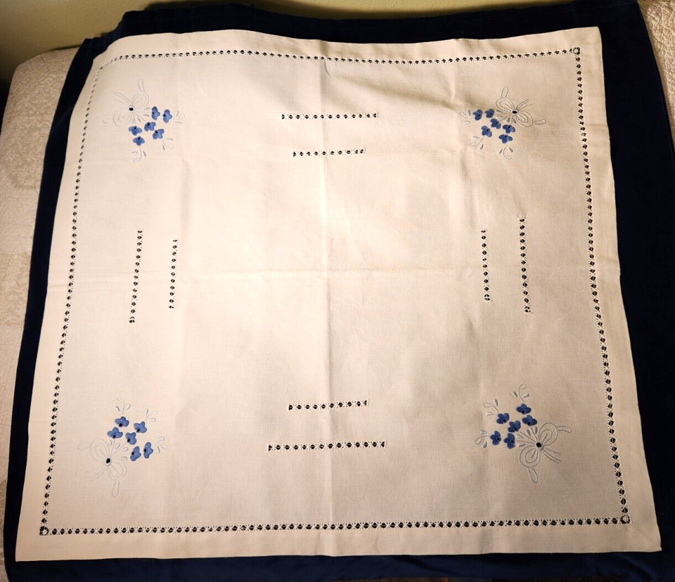 Irish Linen Table Cover in Ivory with Blue Floral Embroidery 37" x 33.5 ...