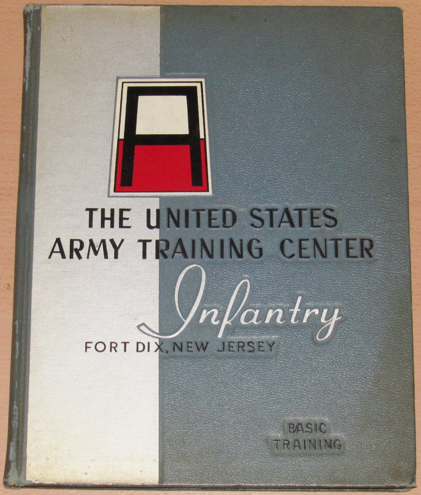 1959 US ARMY TRAINING CENTER INFANTRY BASIC TRAINING YEARBOOK, FORT DIX ...