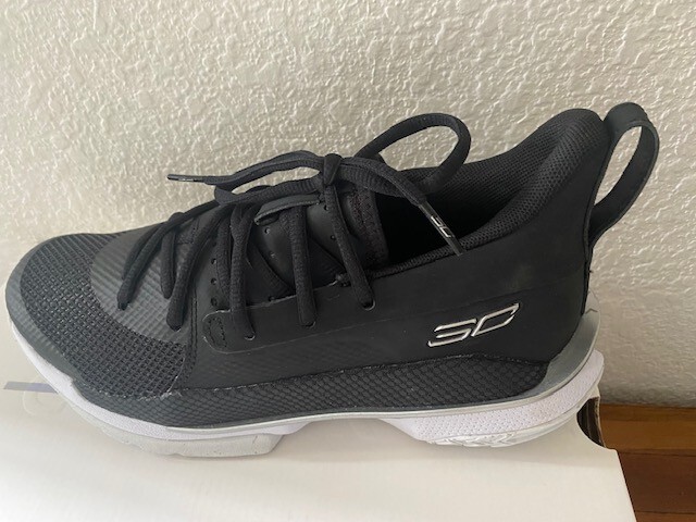 Under Armour Team Curry 7 Black Sneakers Size 6.5M Size 8W NEW IN BOX ...