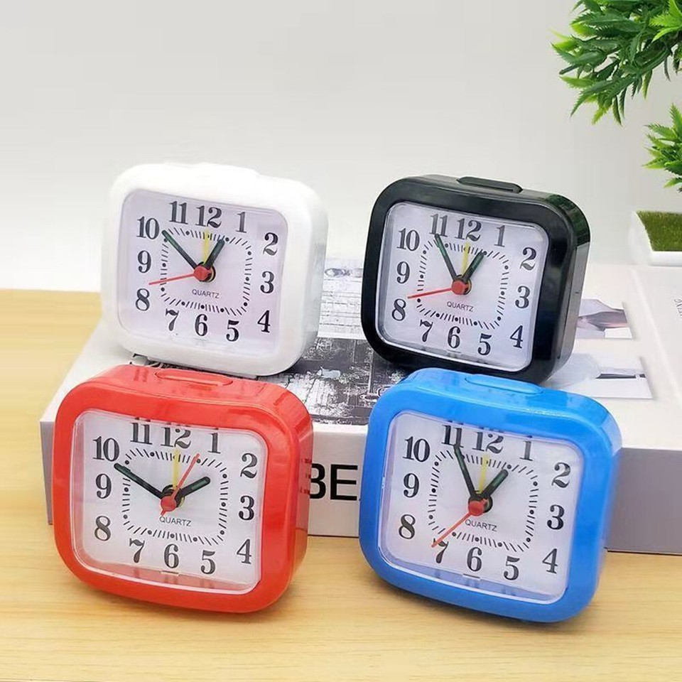 Battery Operated Quartz Alarm Clock Tick Small Bedside Clocks With ...