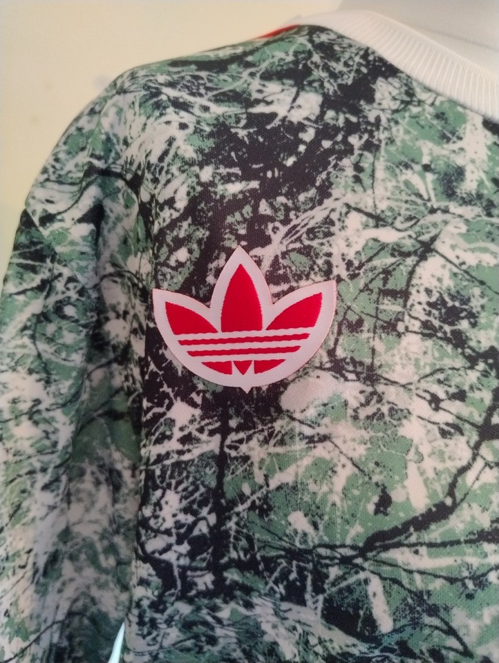 BNWT Manchester United Stone Roses Football Shirt - Mens Large | eBay UK