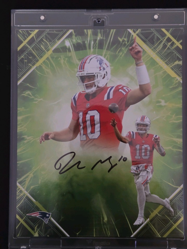 2025 Fanatics Emanate Drake Maye Auto Green Autograph NFL Patriots ...