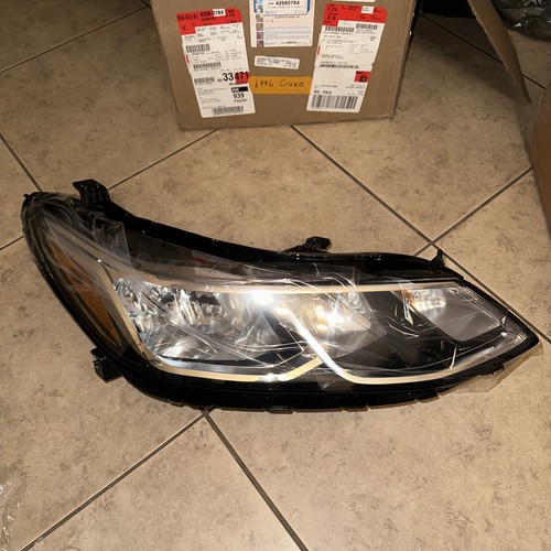 "NEW" GM Driver Side Headlamp 42680784 84156518 | eBay