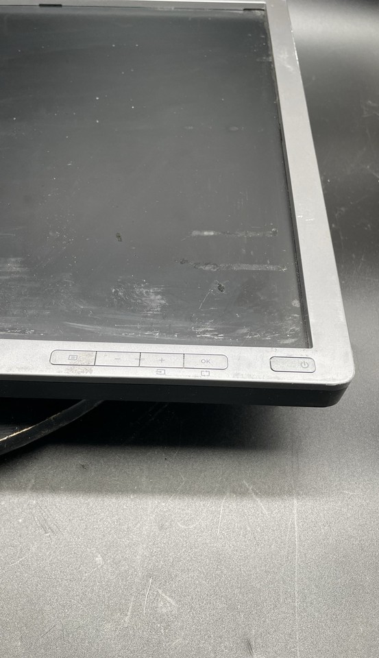 HP EliteDisplay E241i 24-Inch IPS LED LCD HD Widescreen Computer ...