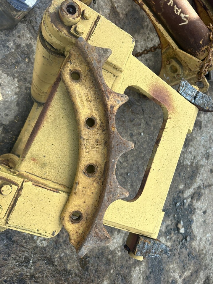 Caterpillar Final Drive Segments For D7g Part Number 6t4178 Complete ...