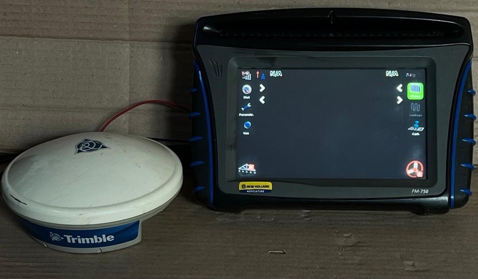 Trimble Display New Holland FM-750 RTX/ RTK Variable Rate & AG25 ...