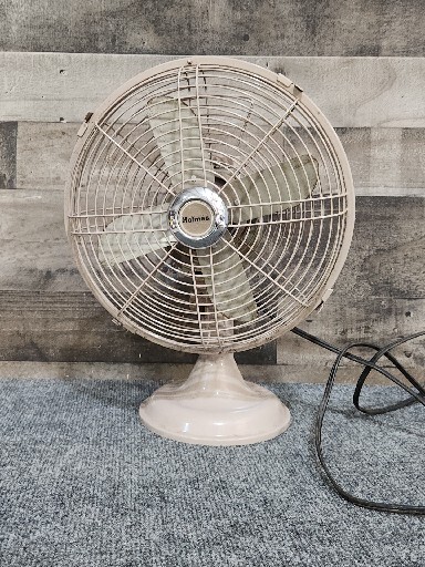 Holmes Retro Vintage Style Tan Metal Oscillating Desk Fan Tested Foyer ...