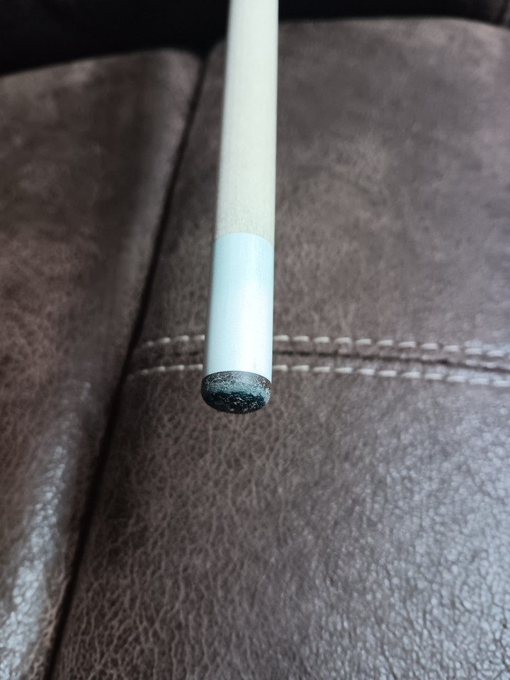 Unknown Billiard 2-Piece Pool Cue Red/Black with Black Carry Case and ...