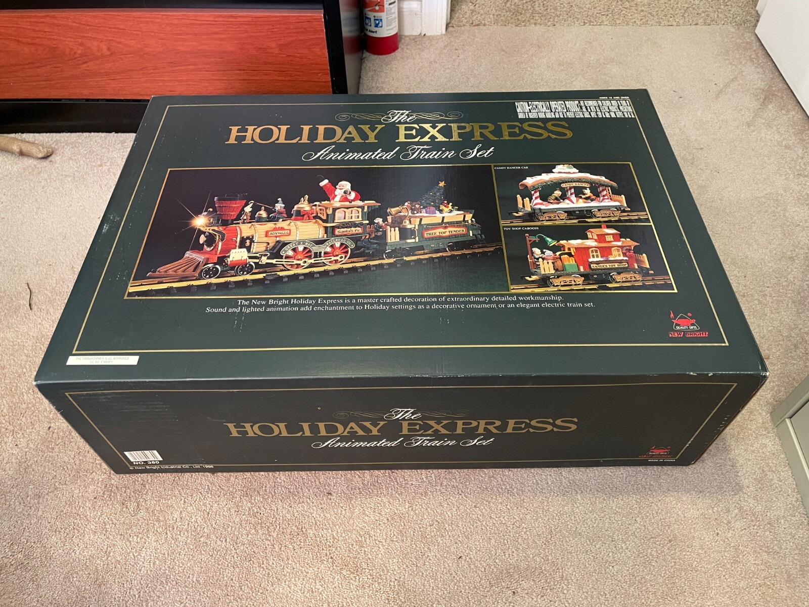 New Bright Industrial Co., Ltd Holiday Express Toy Train Set (527-384 ...