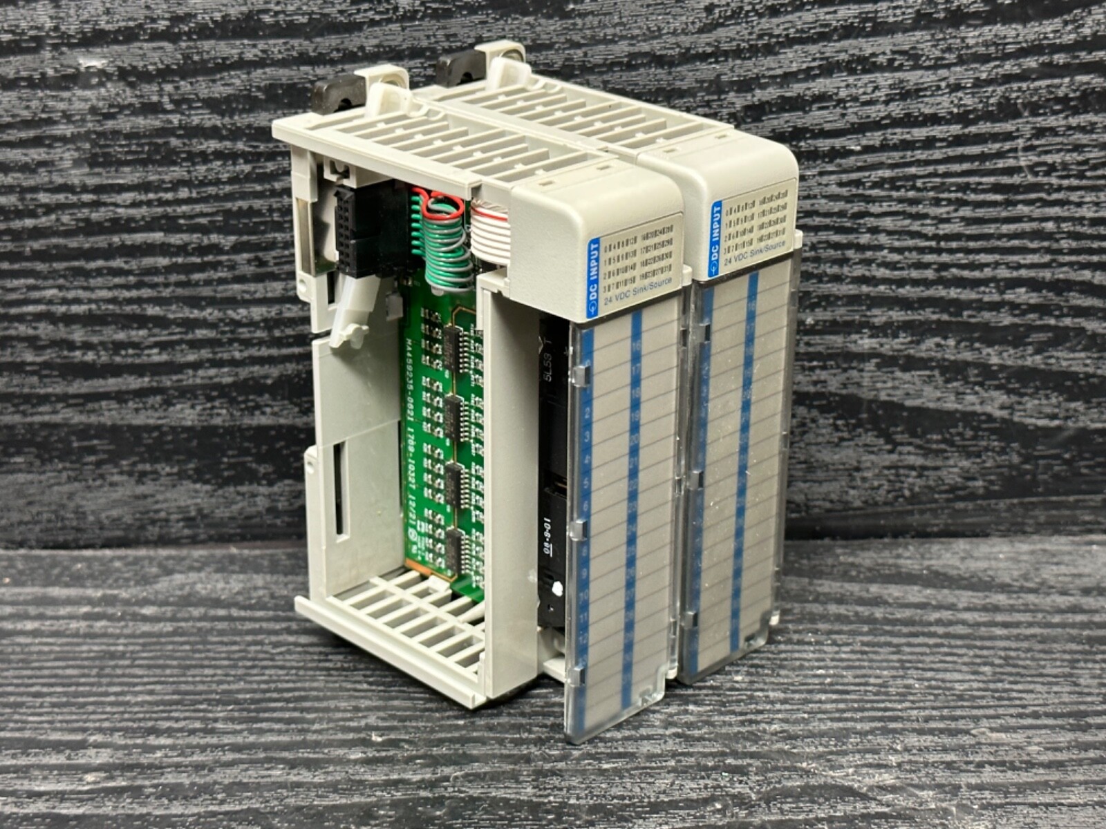 Allen Bradley 1769-IQ32T 1769-1Q32T CompactLogix Input Module 32 Point ...