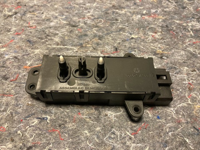 02 - 07 Jeep Liberty Power Seat Control Switch 55352782AA for sale ...