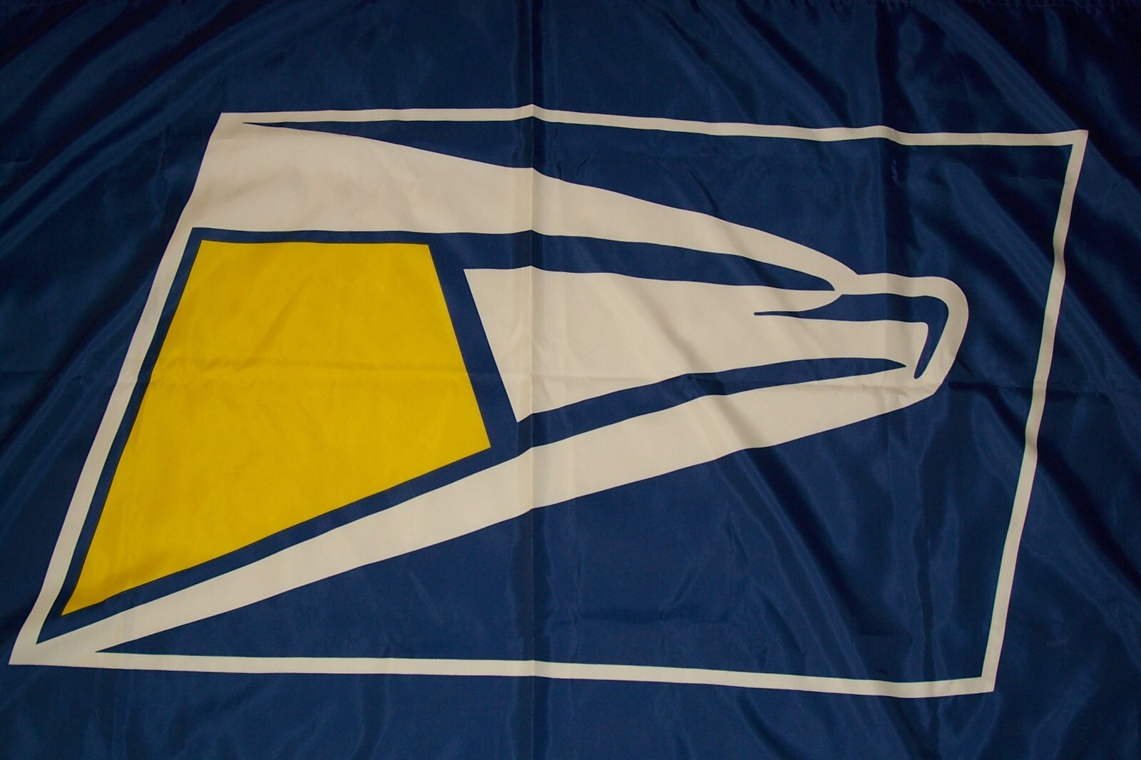 Vintage USPS Postal Service Post Office 3'x5' Yellow Jersey Flag Lance ...
