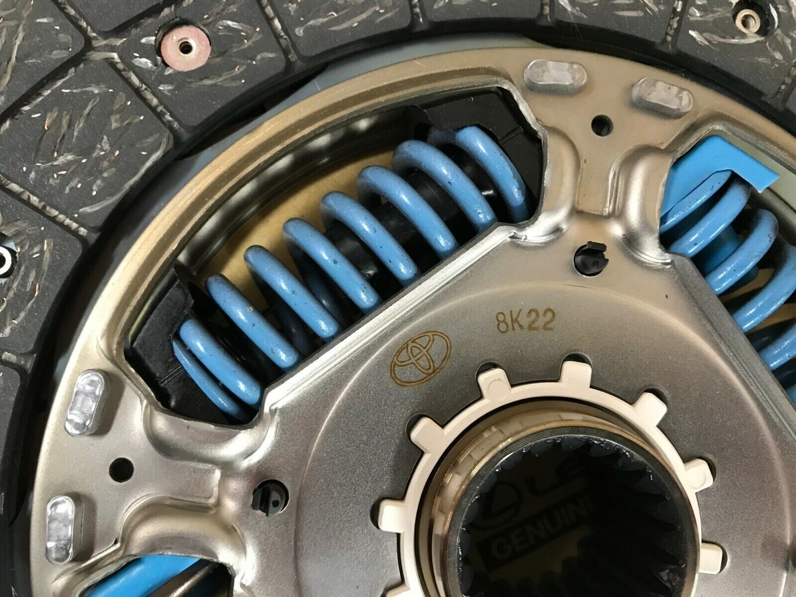 Genuine Toyota Tacoma 2005-2017 2.7L 4cyl Clutch Disc 31250-60501 ...