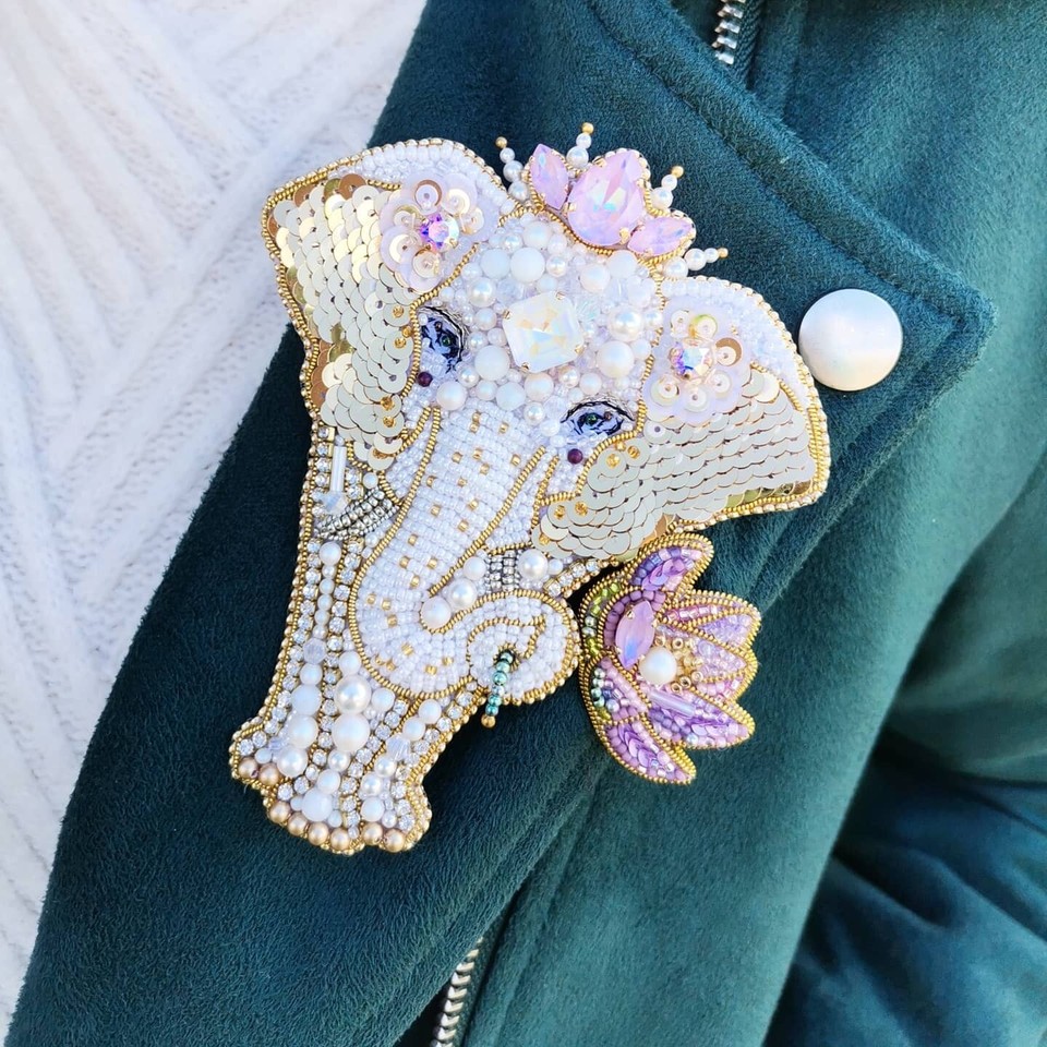 White elephant brooch beaded, handmade elephant jewelry pin, elephant ...