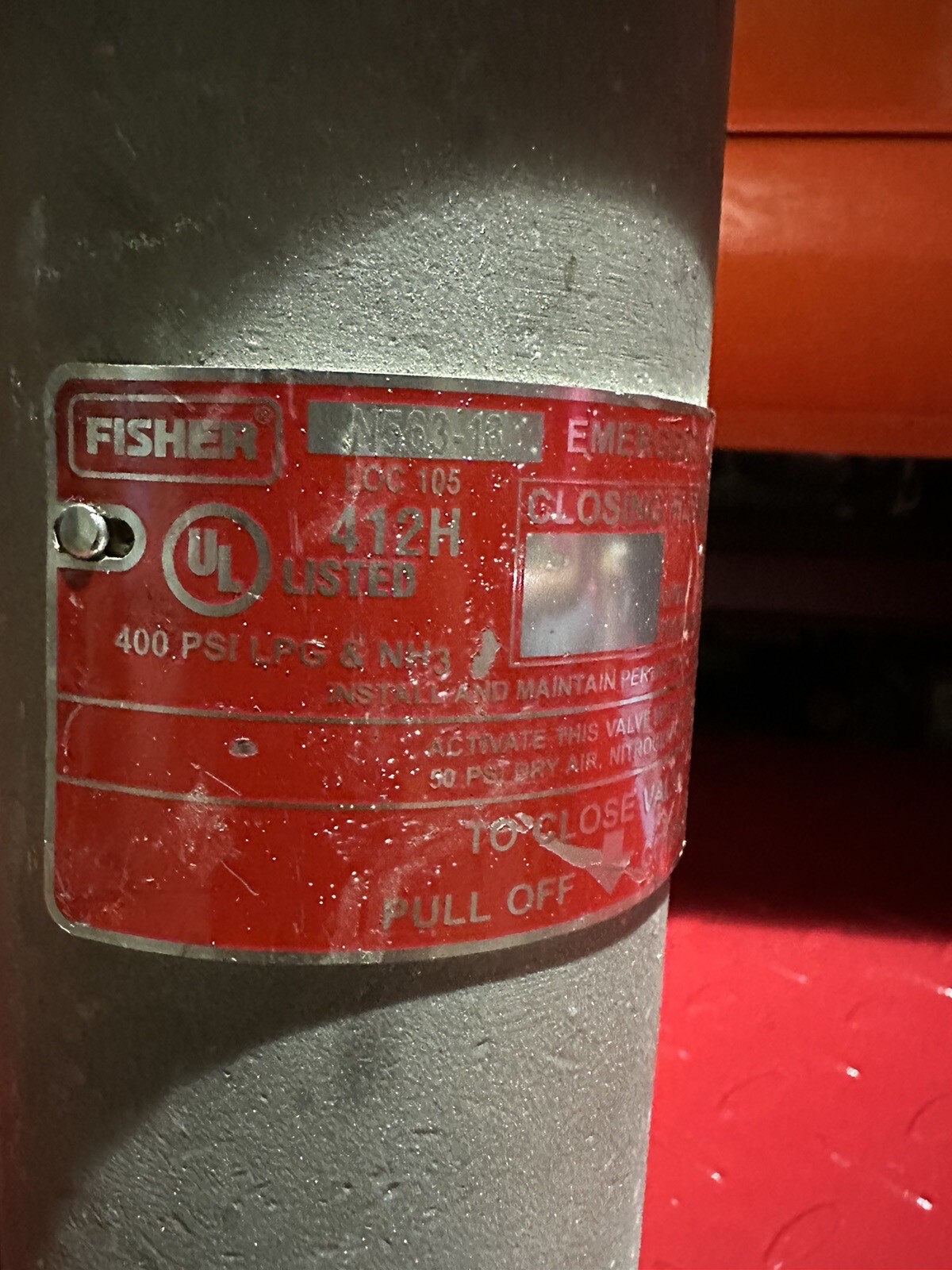 Emerson Fisher Snappy Joe™ N563 Series Railcar Emergency Shutoff Valve ...