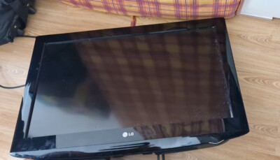 32inch LG LED FLAT SCREEN TV 32LH2000 with Wall Mount And Remote | eBay UK