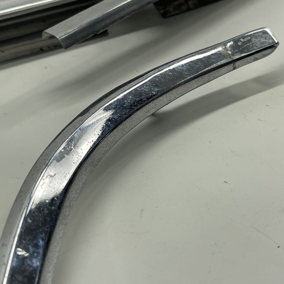 1968 69 Chevelle Vinyl Top Moldings 7740905 c3 | eBay