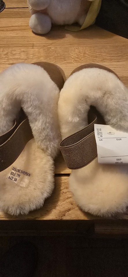 Brand New Womens Slippers Size 5/6 Sheep skin Lining | eBay UK