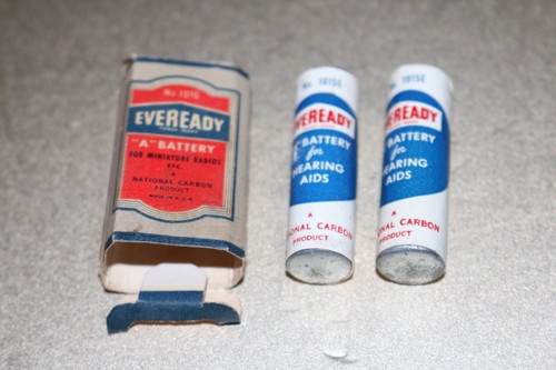 (2) Vintage Eveready "A" Battery for hearing aids w/ original holding ...