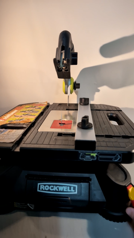 Rockwell BladeRunner X2 Portable Tabletop Saw/Jigsaw RK7323 Tested ...