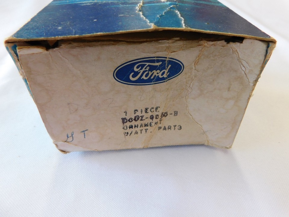 NOS OEM Ford 1970 Torino GT Grille Ornament Emblem Ranchero | eBay