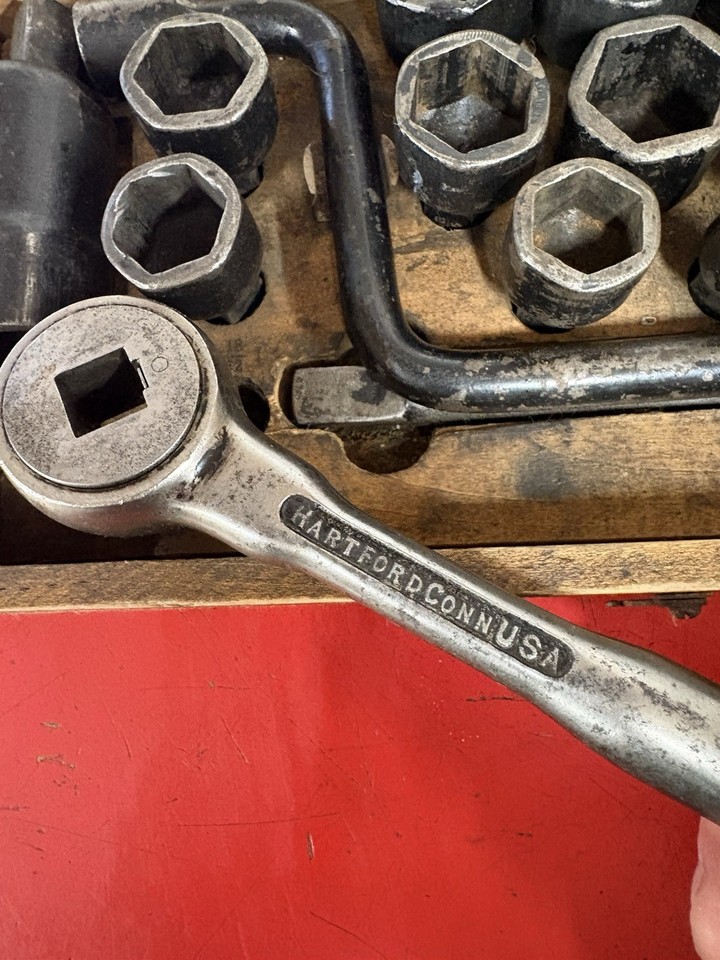 Vintage Billings & Spencer Ratchet Socket Wrench Set Tools Hartford Ct ...