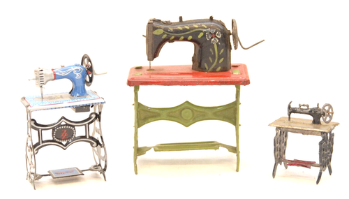 ANTIQUE GROUP OF 3 GERMAN TIN PENNY TOY'S SEWING MACHINE'S DOLLHOUSE | eBay