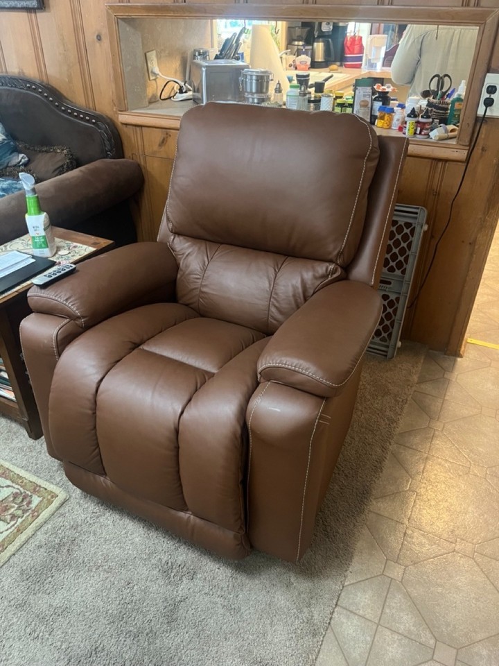 Greyson Caramel PWP (Power) Tilt Lumbar lazy boy recliner chair | eBay