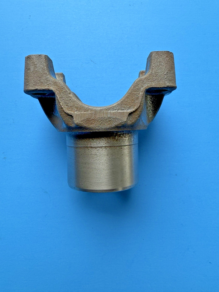 NP205 NEW PROCESS 205 1350 SERIES YOKE 32 SPLINE OUTPUT - FRONT OR REAR ...