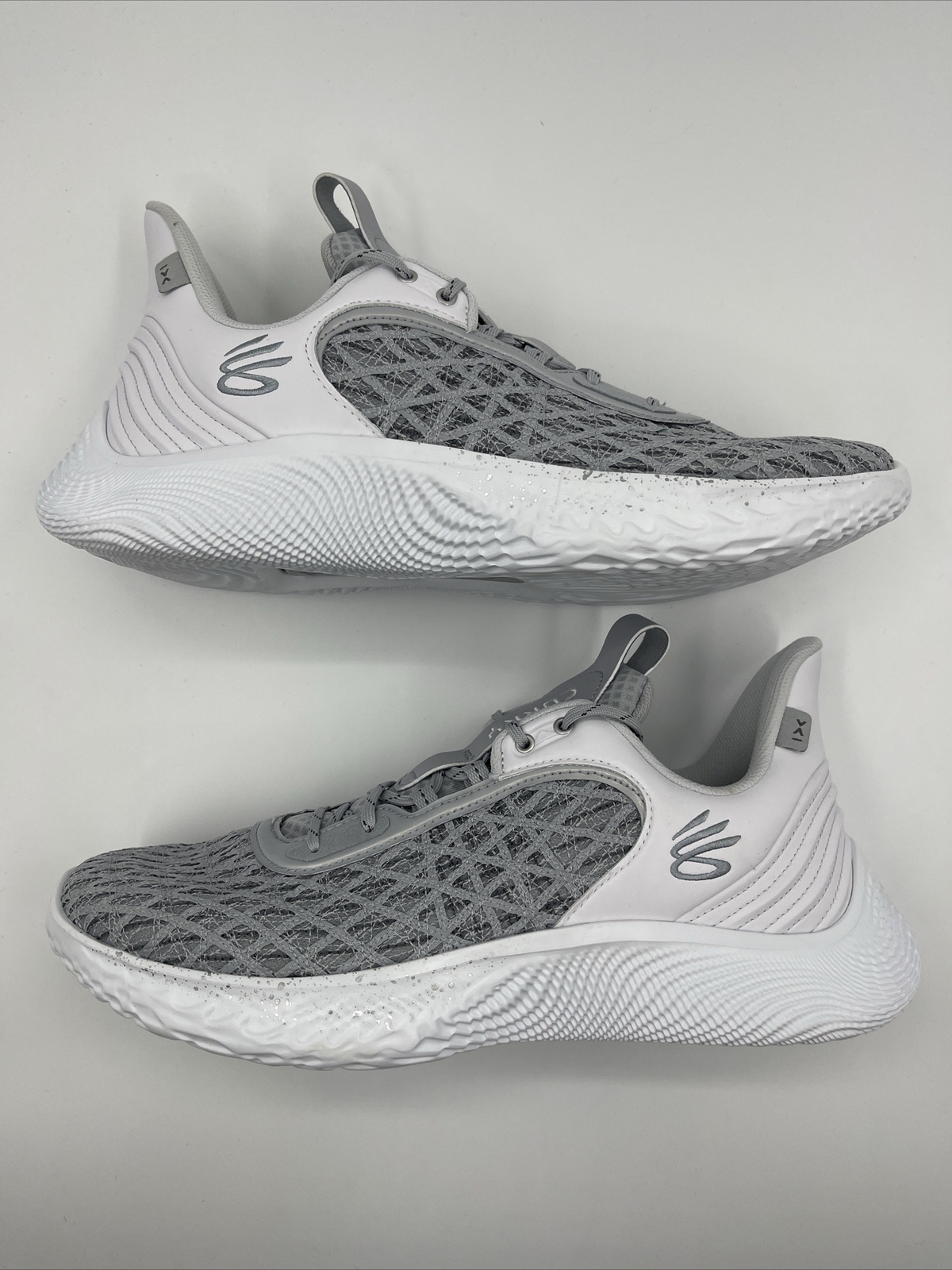 Size 13 - Under Armour Curry Flow 9 Team Low White Mod Grey for sale ...