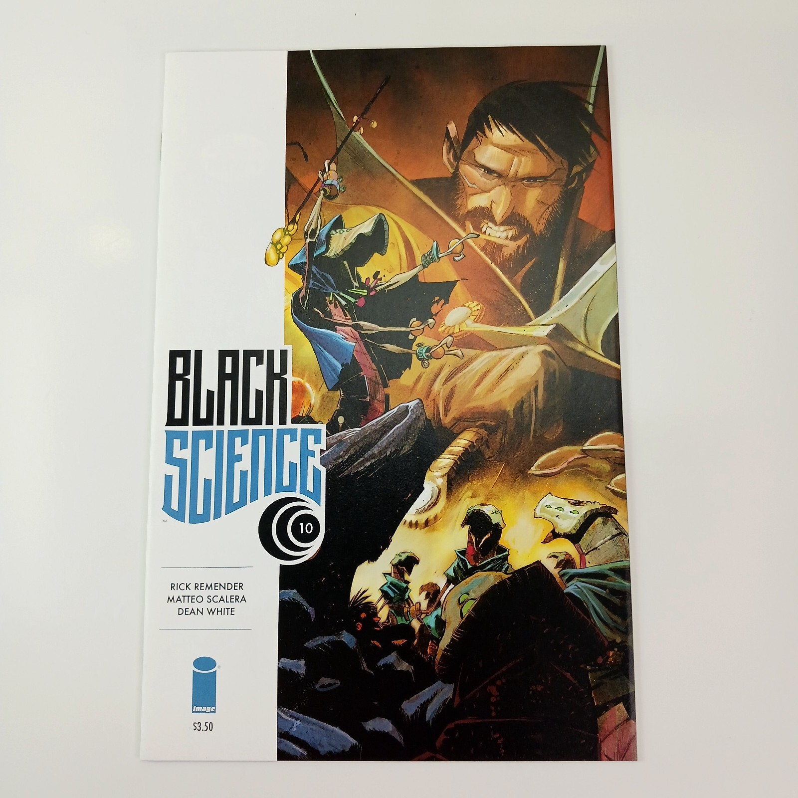 Black Science #10 Rick Remender Cover A Matteo Scalera Dean White First ...